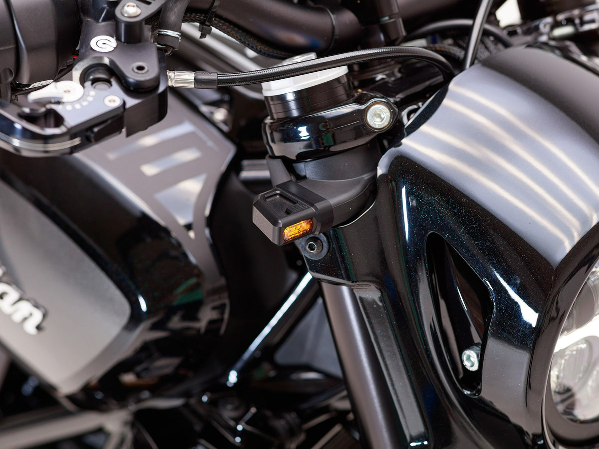 Indian Chief LED front turn signal INC1U – Bros Custom Parts